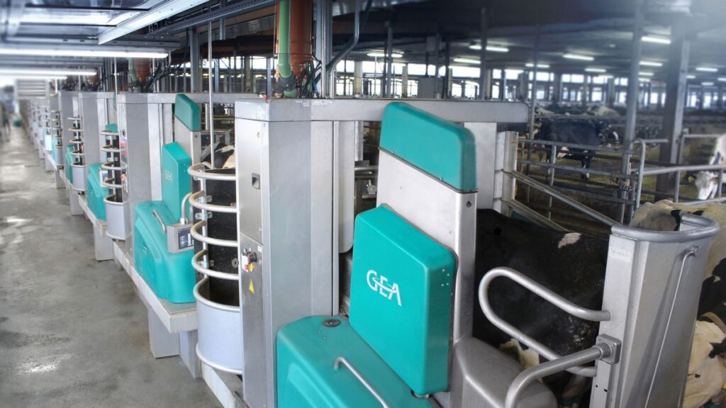 Agrar installs Gea's robotic milking technology